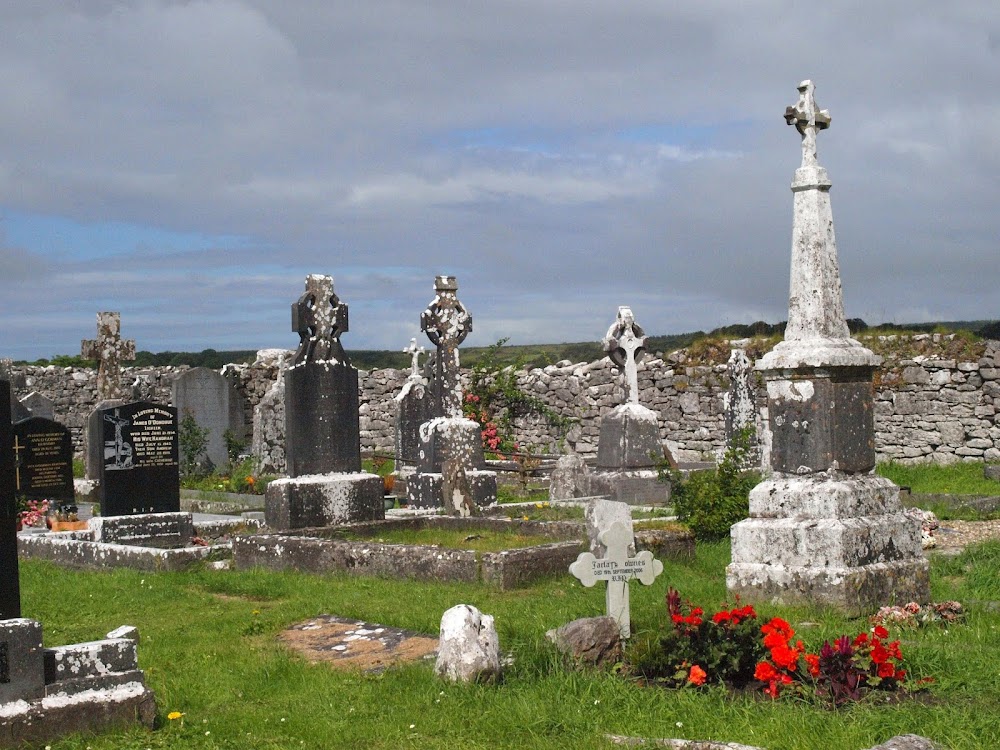 Le jardin des allongés: CATHEDRALE SAINT-FACHANAN DE KILFENORA / Irlande