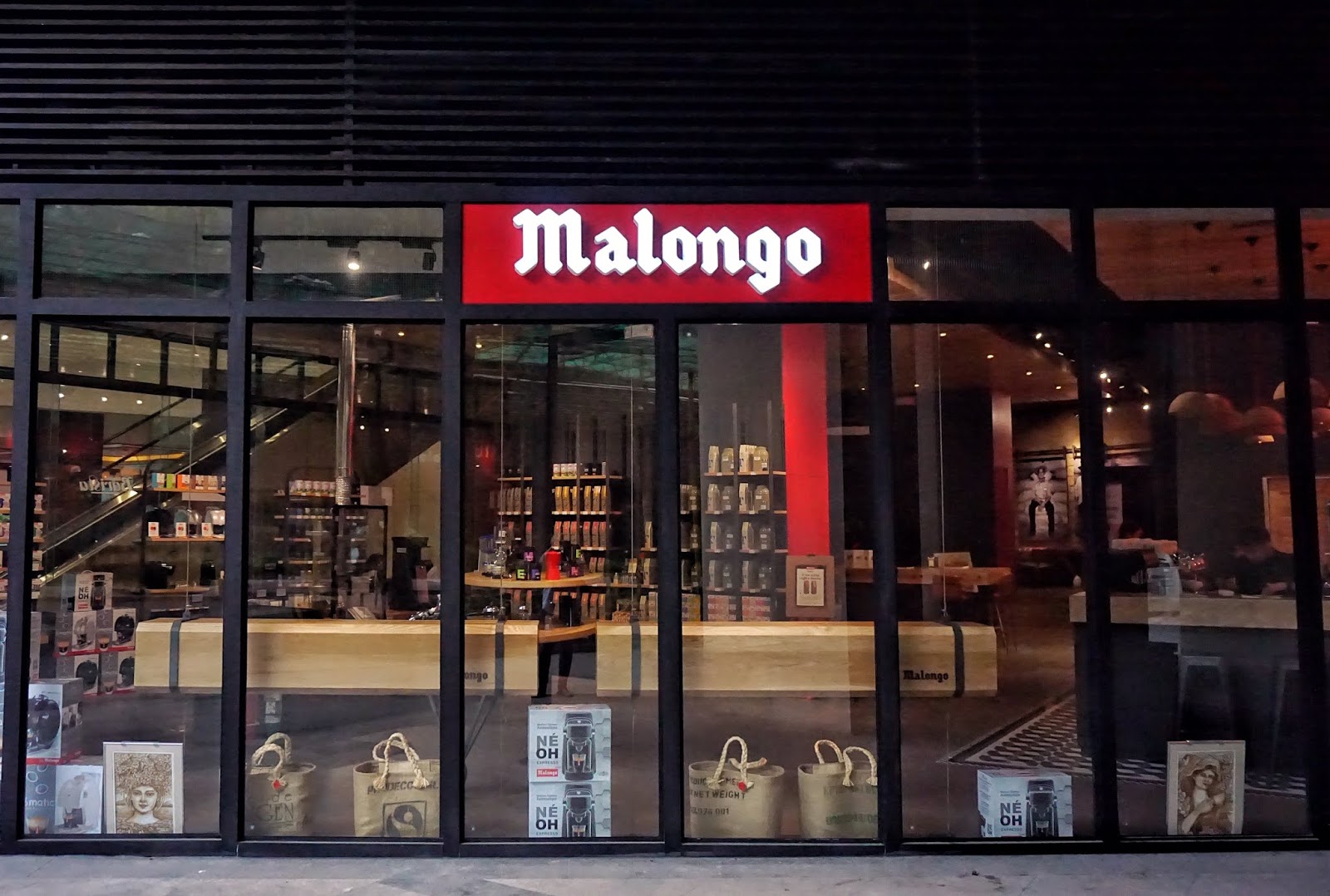 What Mary Loves: First Sip: Malongo Atelier Barista Café