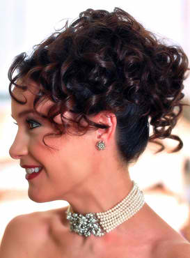 ABAYA, HIJAB AND CAFTAN FASHION: Muslim Wedding Hairstyle