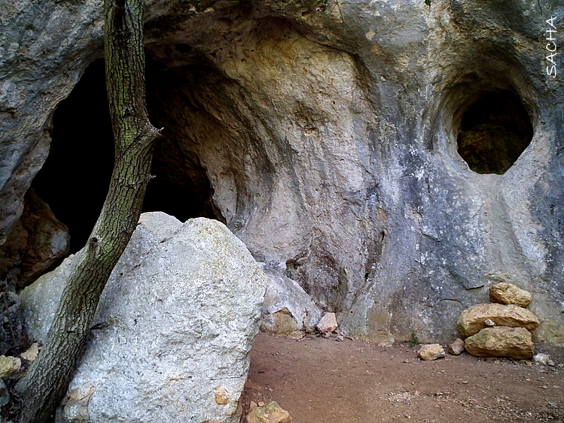 Un jour....Une photo !: L'Enfer de la curiosité :) Grottes de Bérigoule ...