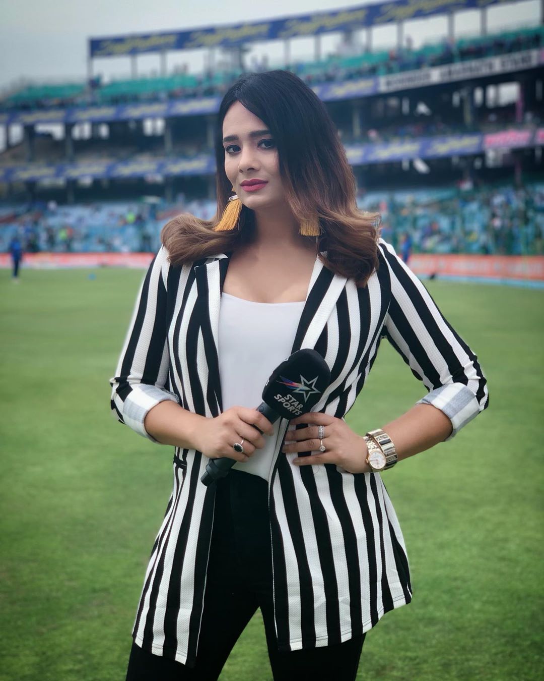 Movies Picture: Indian journalist | Mayanti Langer Photos