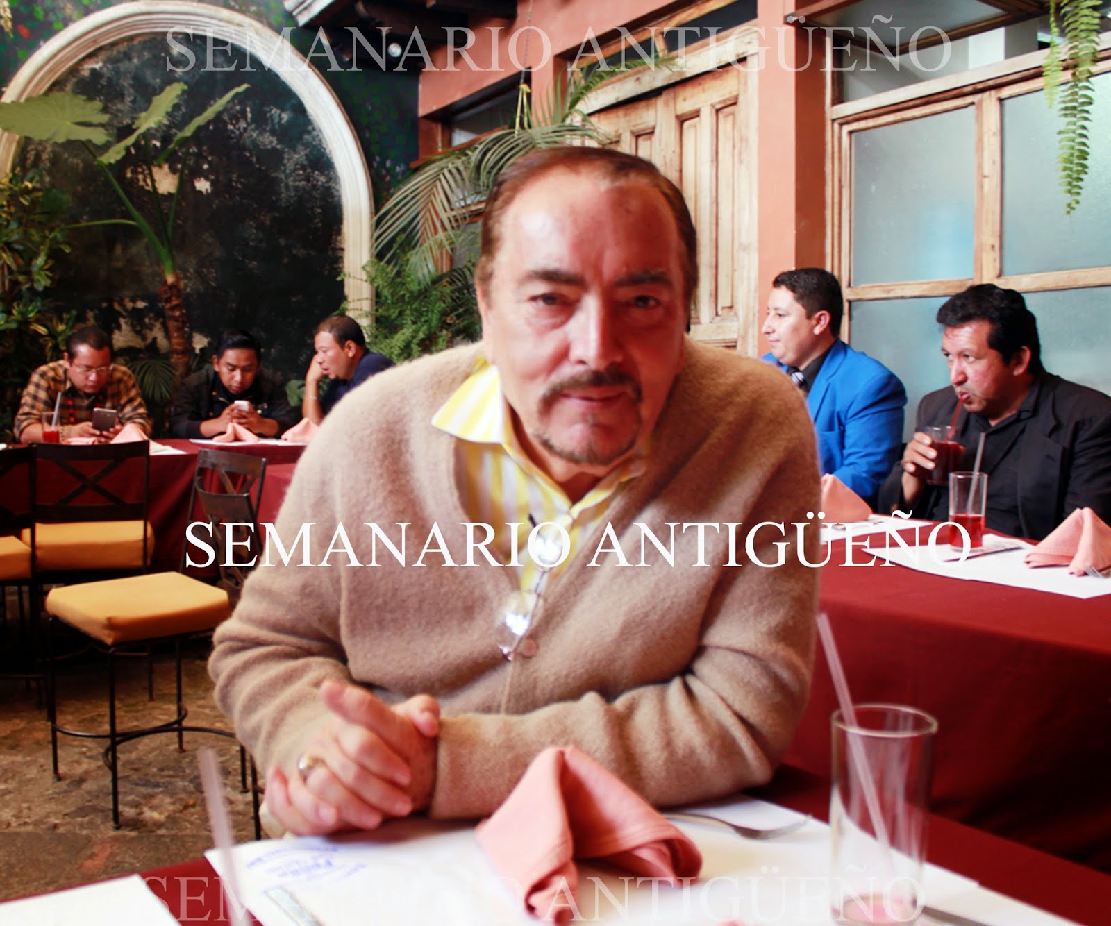 SEMANARIO ANTIGUEÑO: NO BUSCA HUESO, SINO TRABAJO