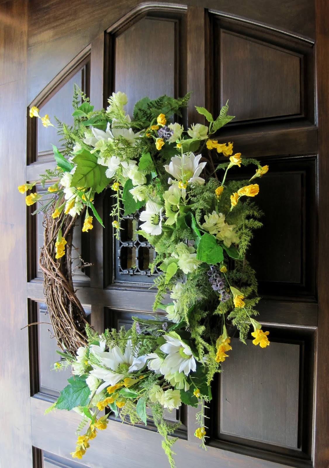 On Crooked Creektt: NEW Spring Wreath. . .Tutorial