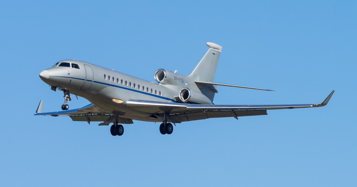 FLUGZEUGE Privatjets etc: 9H-FCB Dassault Falcon FX FA7X c/n 34 > ULC