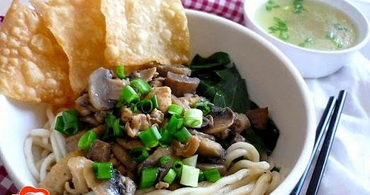 Citra's Home Diary: Mie Ayam Jamur (Chicken Mushrooms noodle)