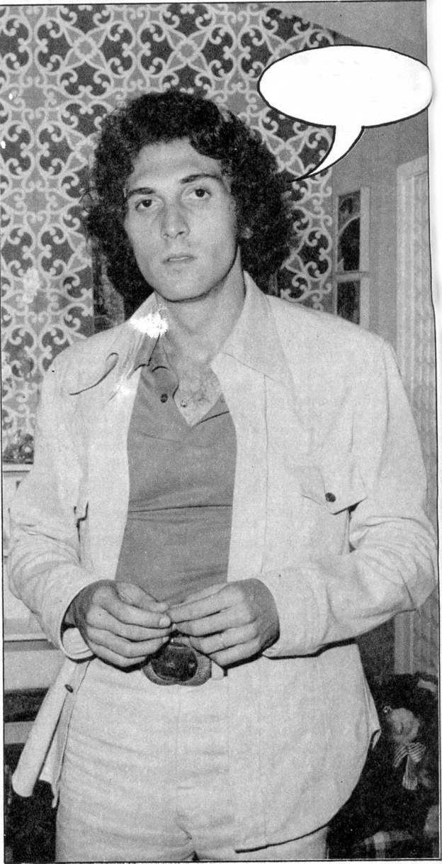 Astros em Revista: REINALDO GONZAGA - O GALÃ CANTOR