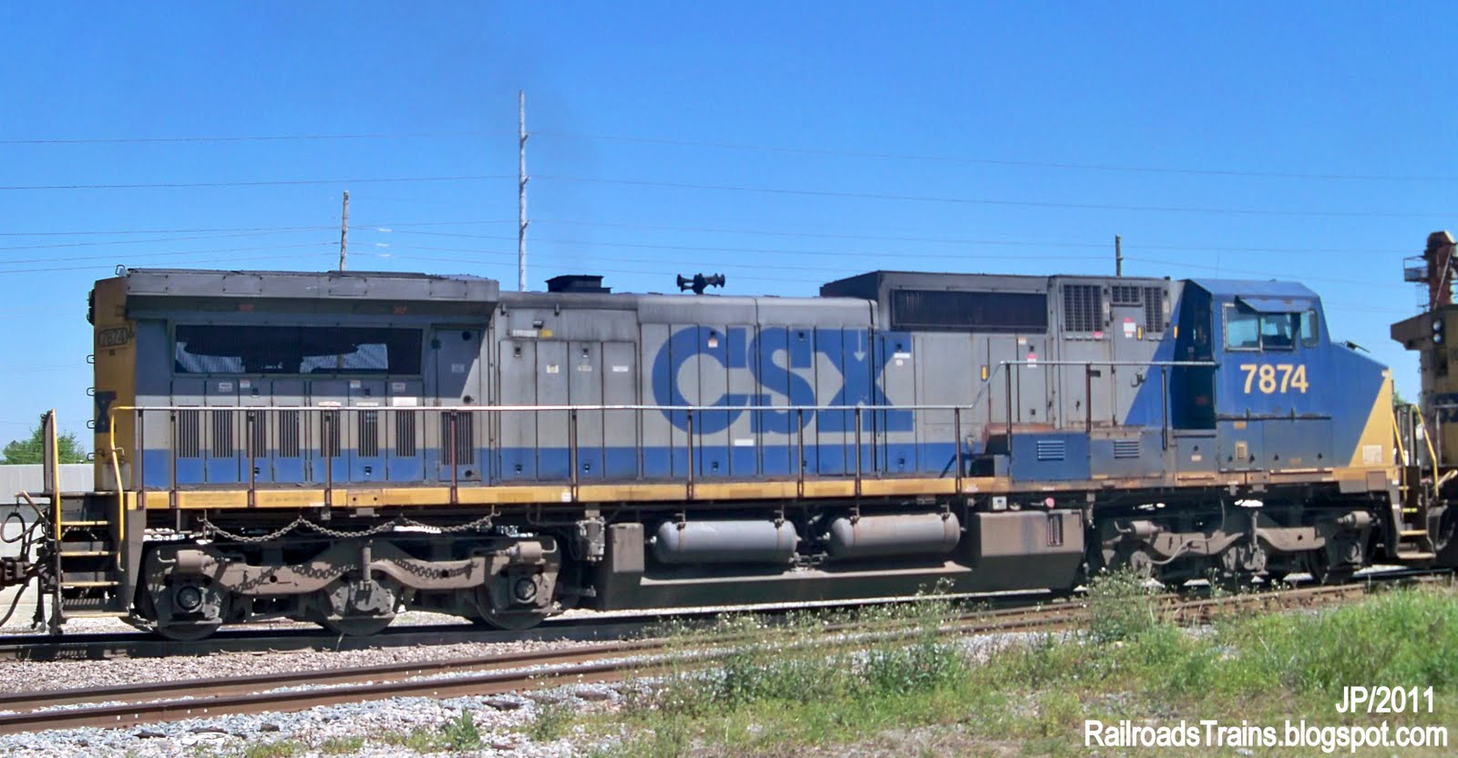 RAILROAD Freight Train Locomotive Engine EMD GE Boxcar BNSF,CSX,FEC,Norfolk Southern,UP,CN,CP ...