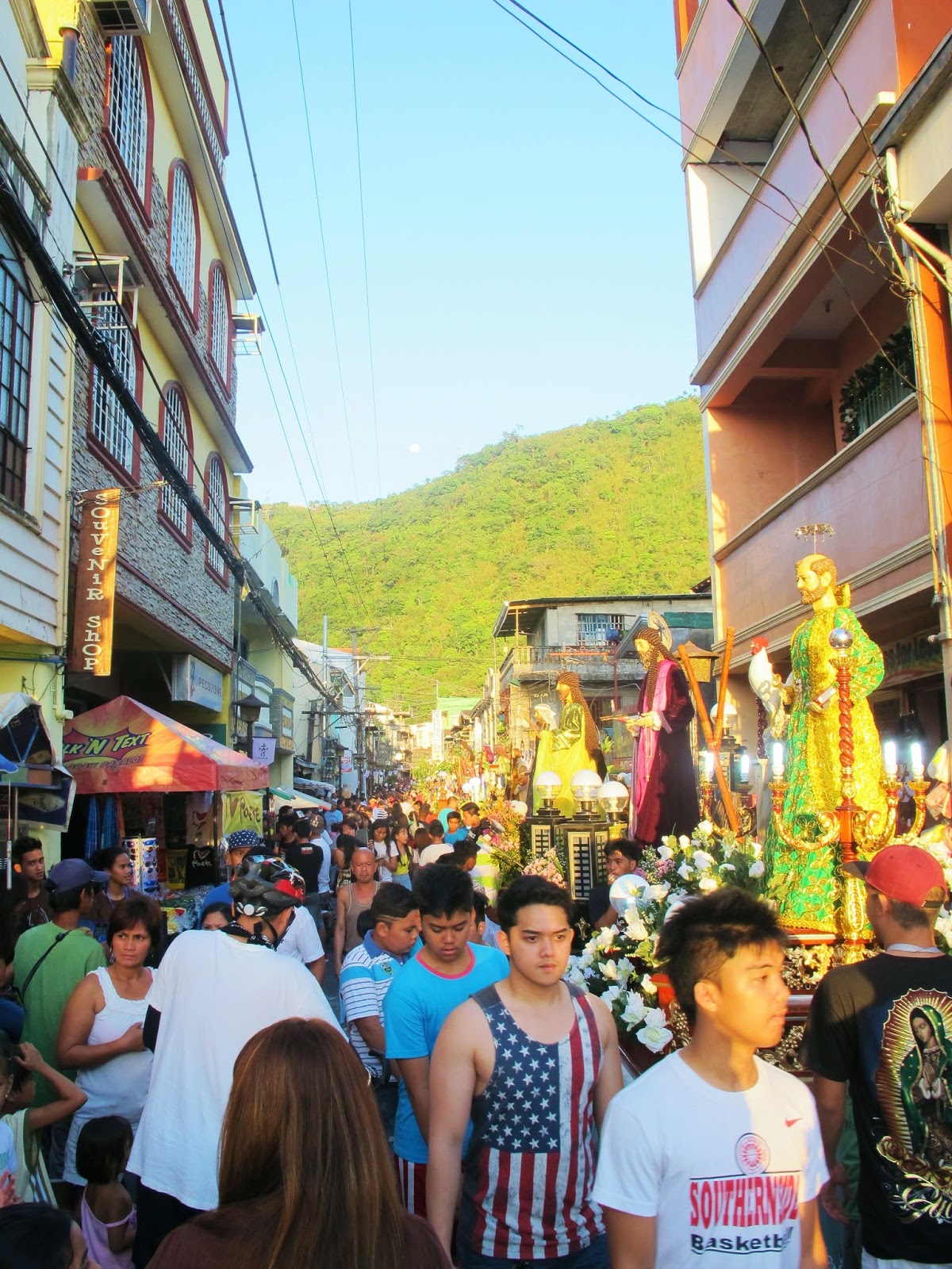Gridcrosser: The Passion in Paete: Lenten Traditions in a Northeast ...