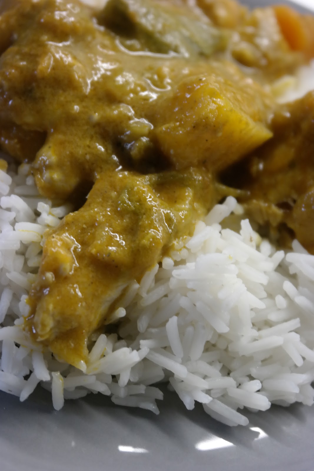 COZINHAR COM OS ANJOS: MOAMBA DE FRANGO