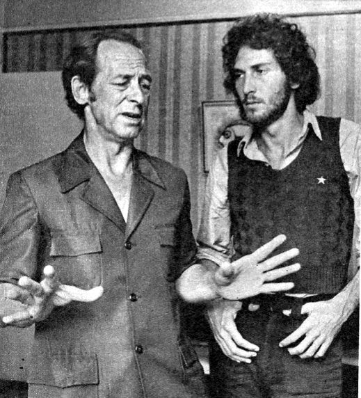 Astros em Revista: REINALDO GONZAGA - O GALÃ CANTOR