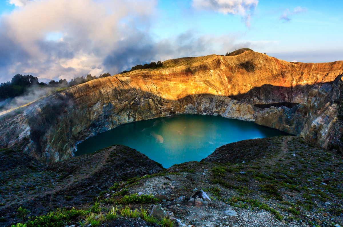 5 Most Beautiful Lakes in Indonesia You Must Visit | Dream and Travel