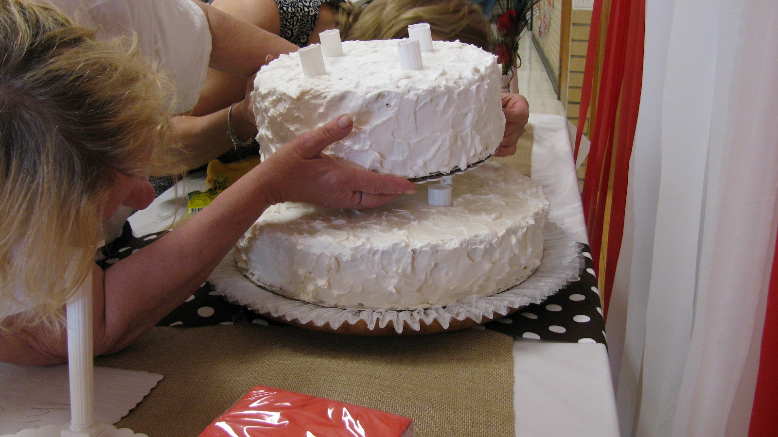 Women on a Mission: Mom Edition: Anatomy of a Wedding Cake