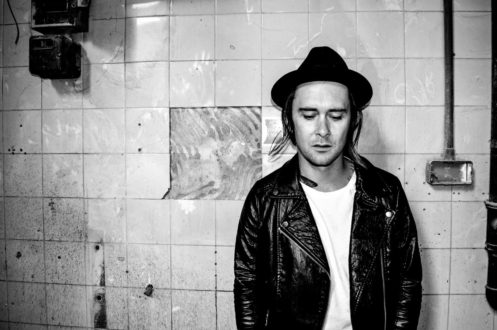 REMY: Album: Tim Muddiman and The Strange - Paradise Runs Deeper