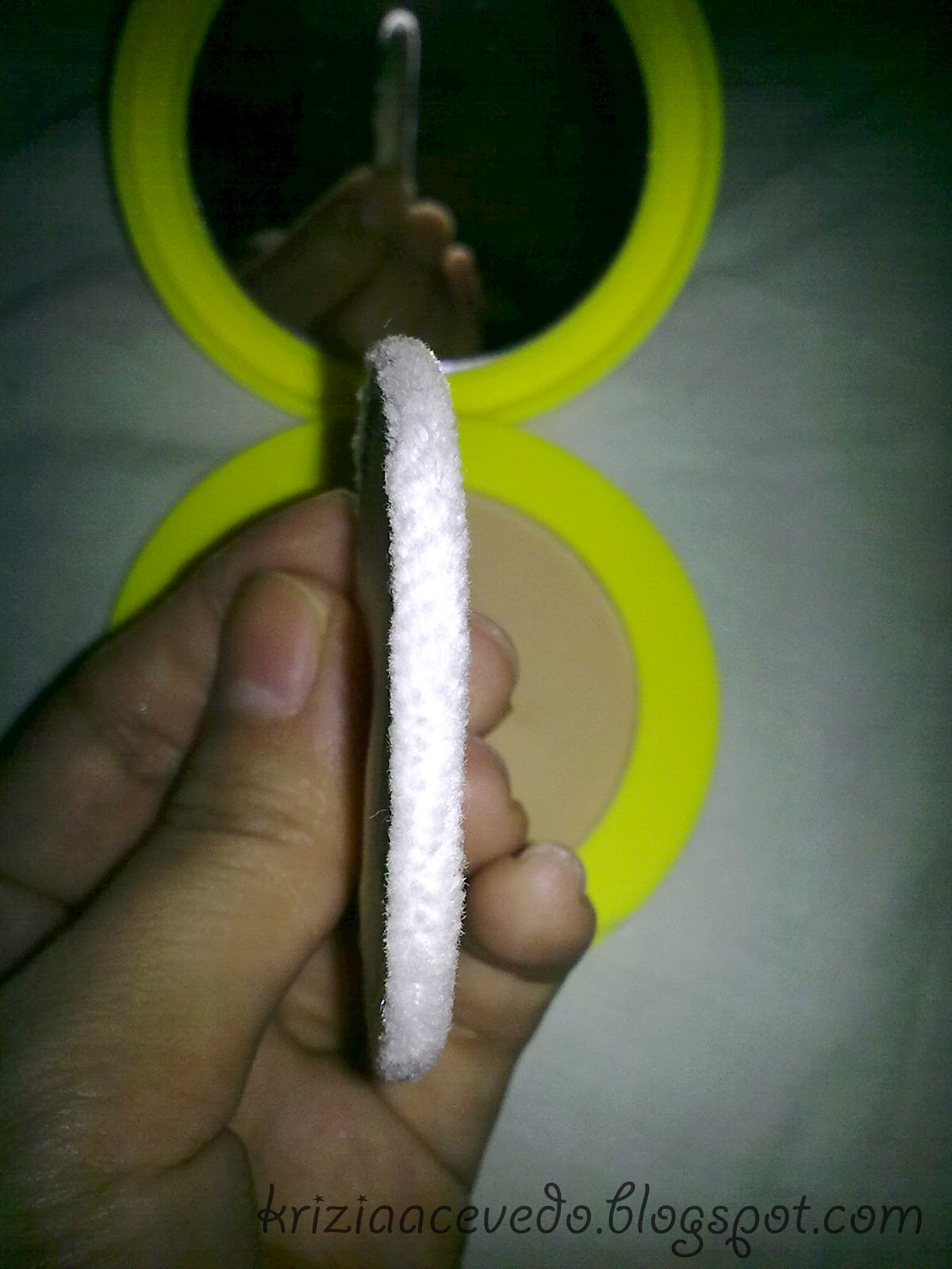 Thumbelisha's Corner: Review: Garnier Face Powder