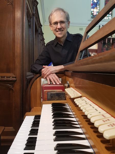 artSMart: CHRISTOPHER COCKBURN IN CONCERT