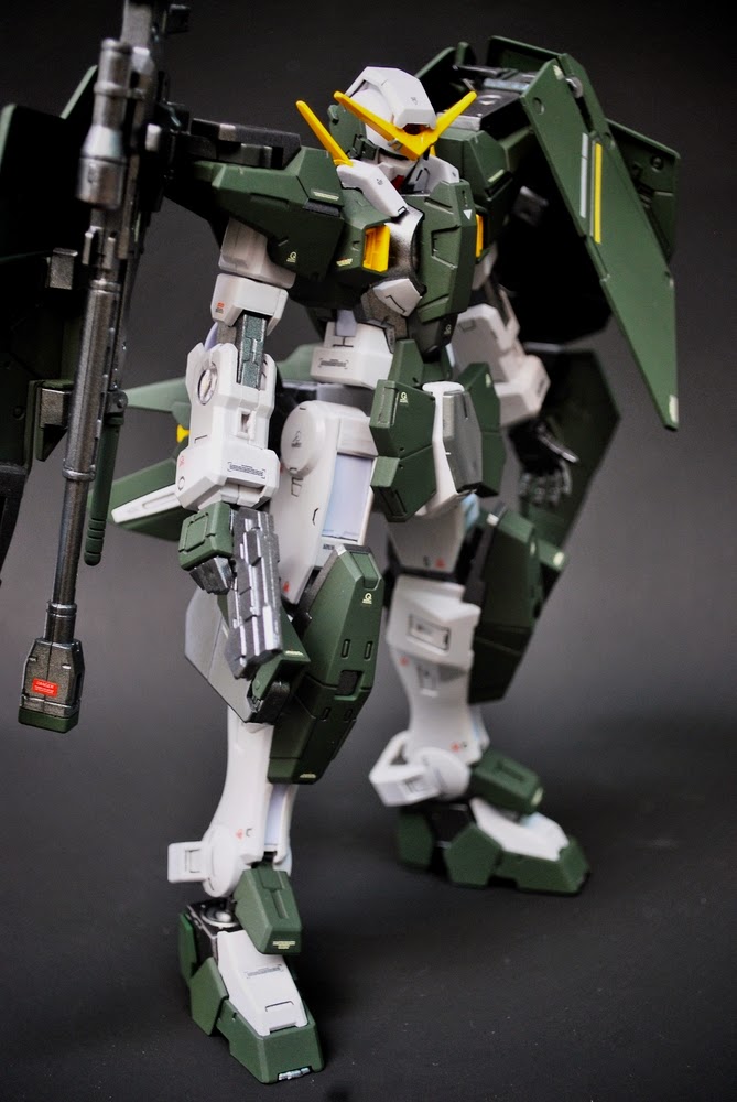 Custom Build: 1/100 Gundam Dynames "Detailed"