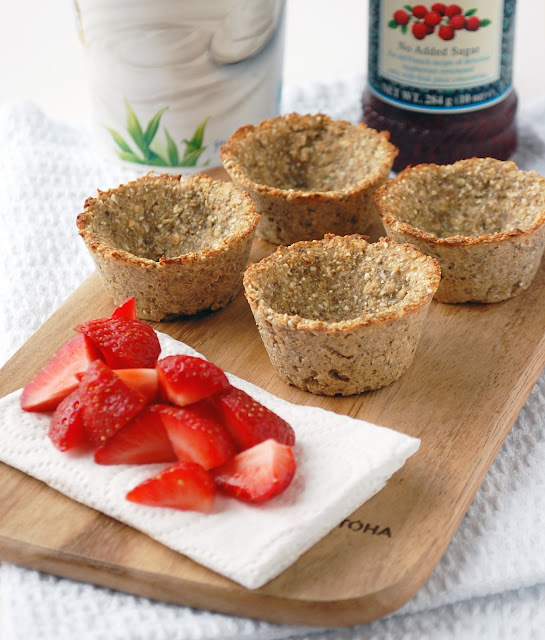 DAY THREE: Berry oat cups | including cake