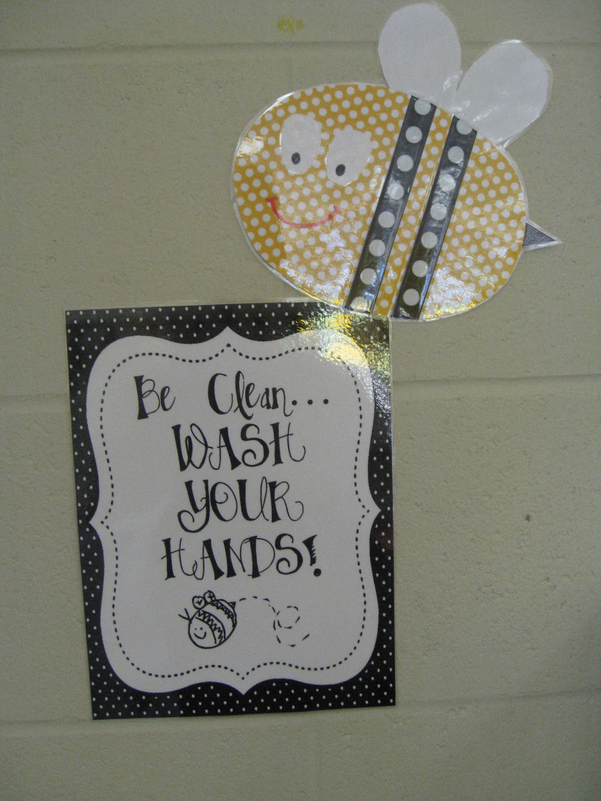 School Day Love: Polka Dots and Bees!