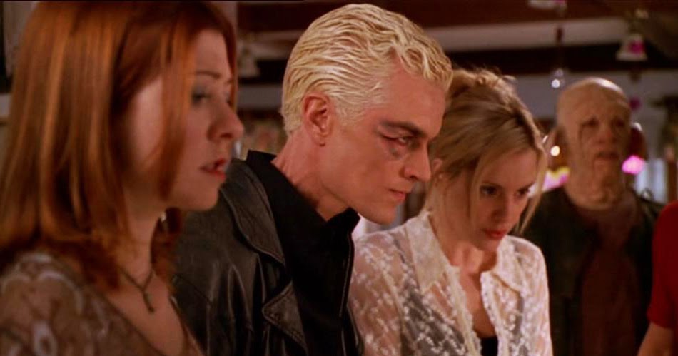 Doux Reviews: Buffy the Vampire Slayer: Older and Far Away