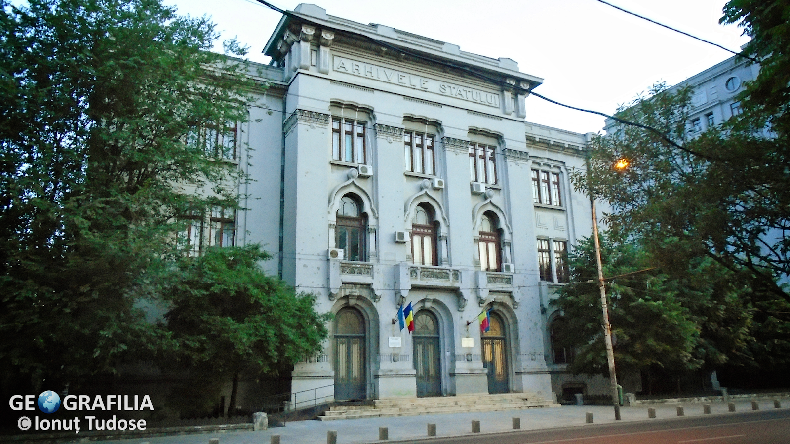 GEOGRAFILIA: Clădiri bucureștene în stil neoromânesc