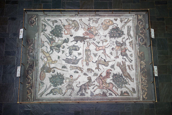 WAM Updates: Carefully Conserving a Museum Treasure: the Worcester Hunt ...