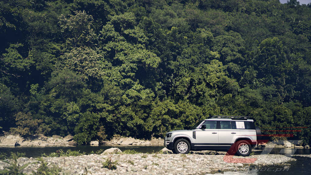 Look: The 2020 Land Rover Defender Already Conquered the Jungle Base ...