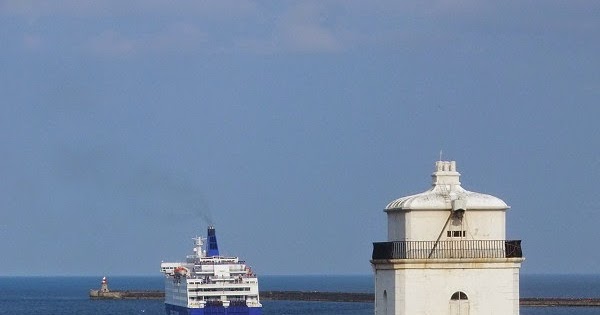 Photographs Of Newcastle: North Shields Lighthouses