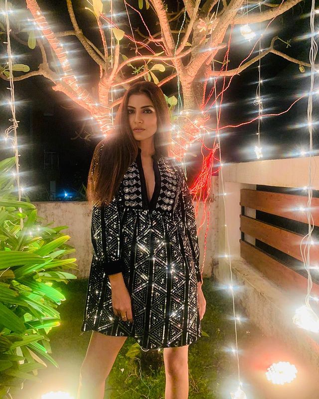 Rachel White Wiki Biography, Web Series, Movies, Photos, Age, Height ...