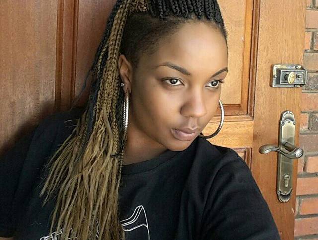 SHOCK AS SINGER MARYA BEATEN LIKE A DOG BY EX BOYFRIEND | Viral Mirchi