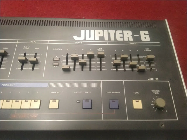 MATRIXSYNTH: Roland Jupiter 6 Analogue Poly Synth