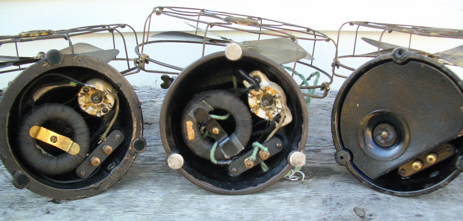 Early Electric Fans (Be sure to check the ARCHIVE on sidebar at right ...