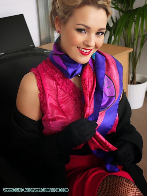 Hot Girls In The Middle Of Nowhere ~ Hotgirl Magazine