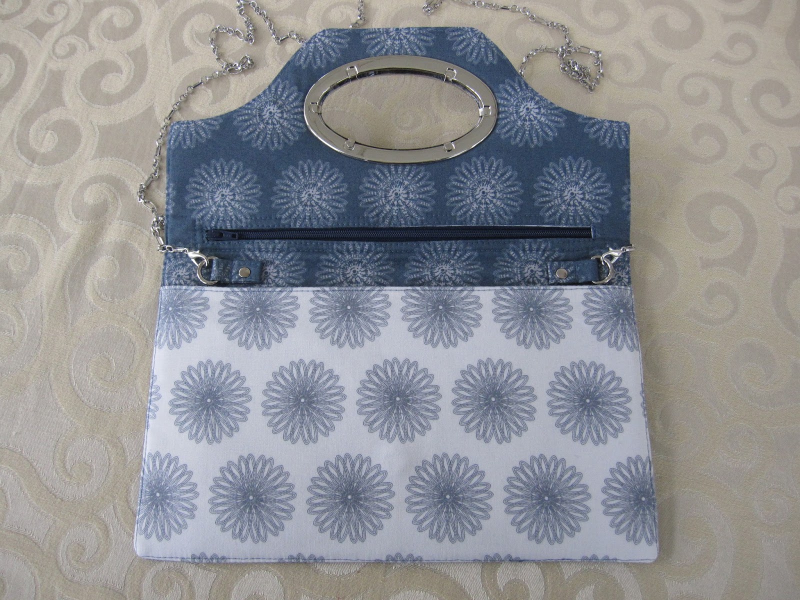 shades of BOLD : Another Easy Street Pattern by Chris W Designs ...