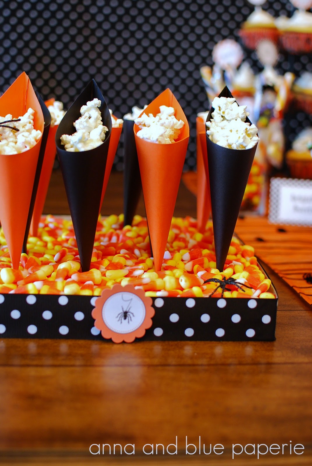 Anna And Blue Paperie diy Tutorial Halloween Treat Cones Anna And Blue Paperie diy Tutorial Halloween Treat Cones