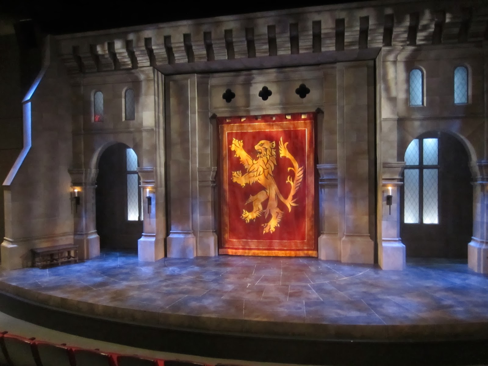 Lacunae Musing: The Lion in Winter: a "Holiday Show" at Dramaworks