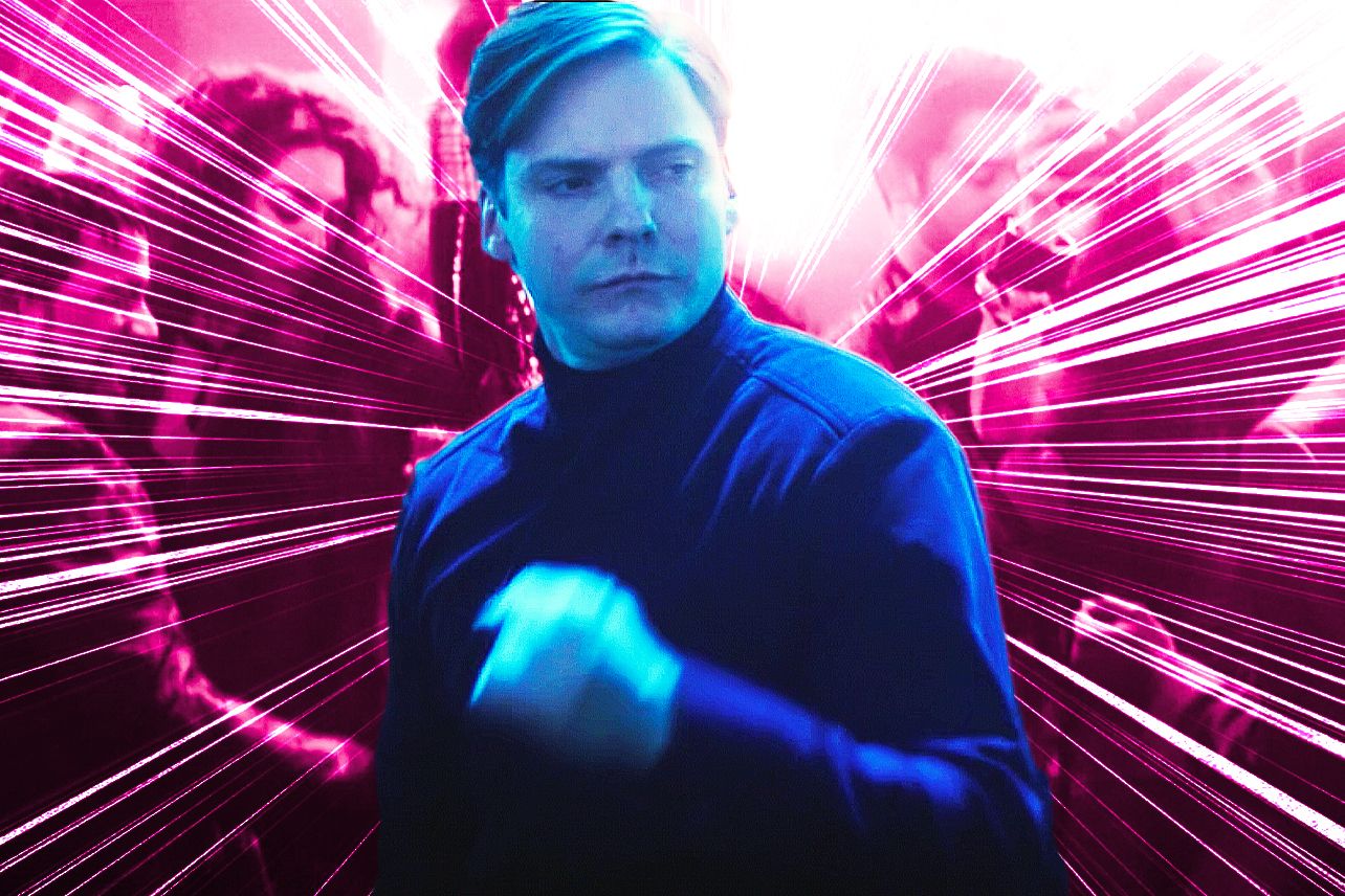 SNEAK PEEK : Marvel's "The Falcon and the Winter Soldier" - Dancing 'Zemo'