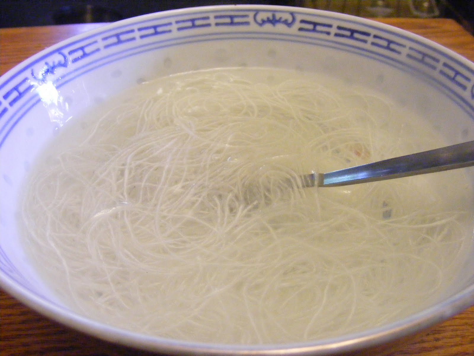 Have Knife, Will Babble: See-Through Food, Part 1: Glass Noodle Soup