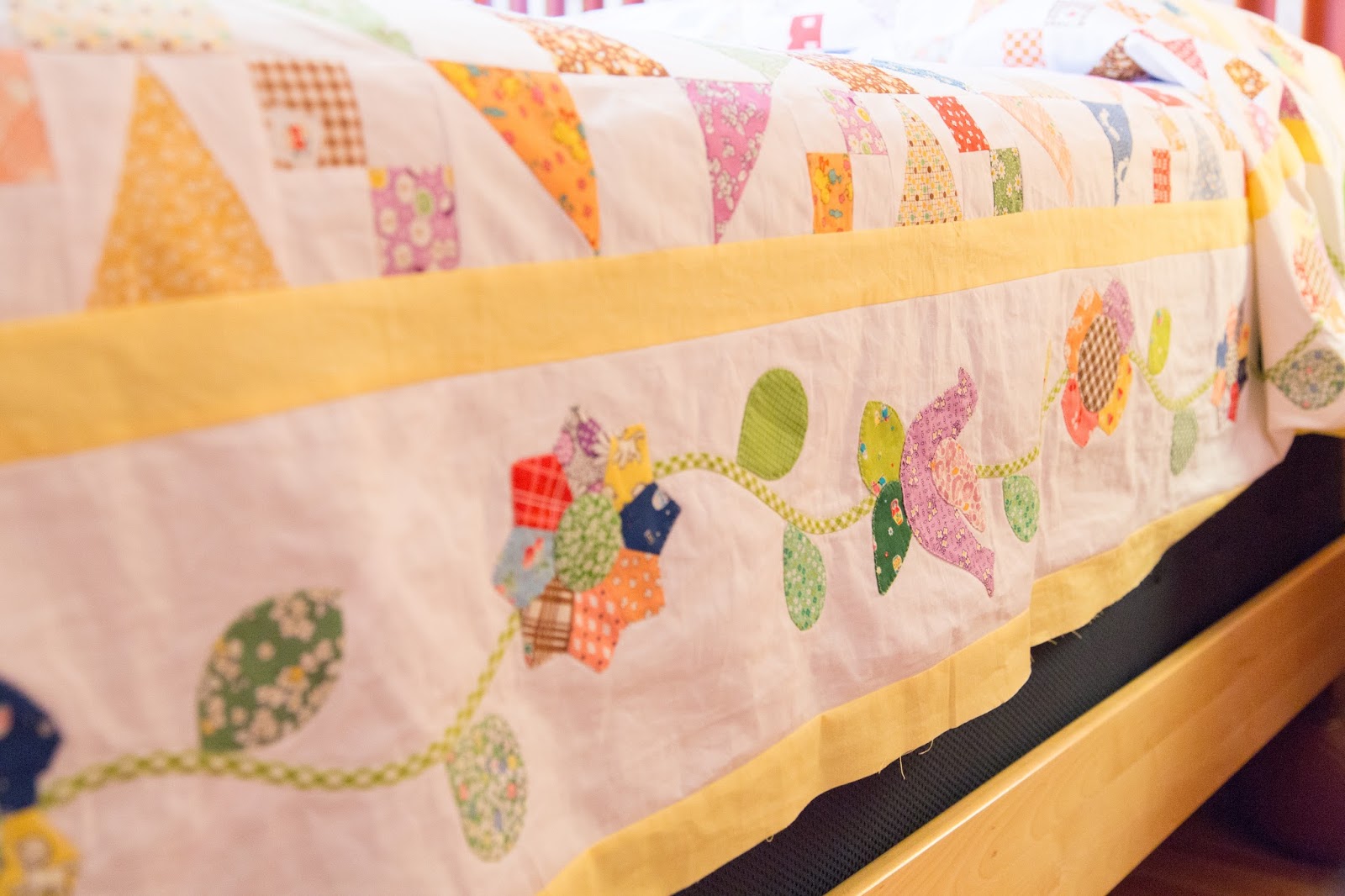 Beagle Beagle Quilts: I Present to You - Aunt Gracie's Garden