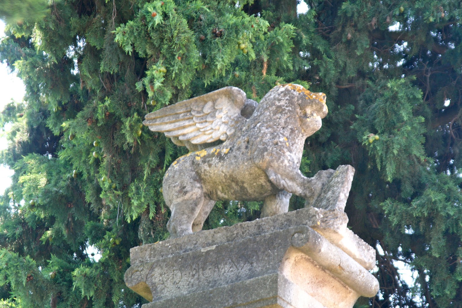 Exploring Italy: Arqua Petrarca in the Euganei Hills