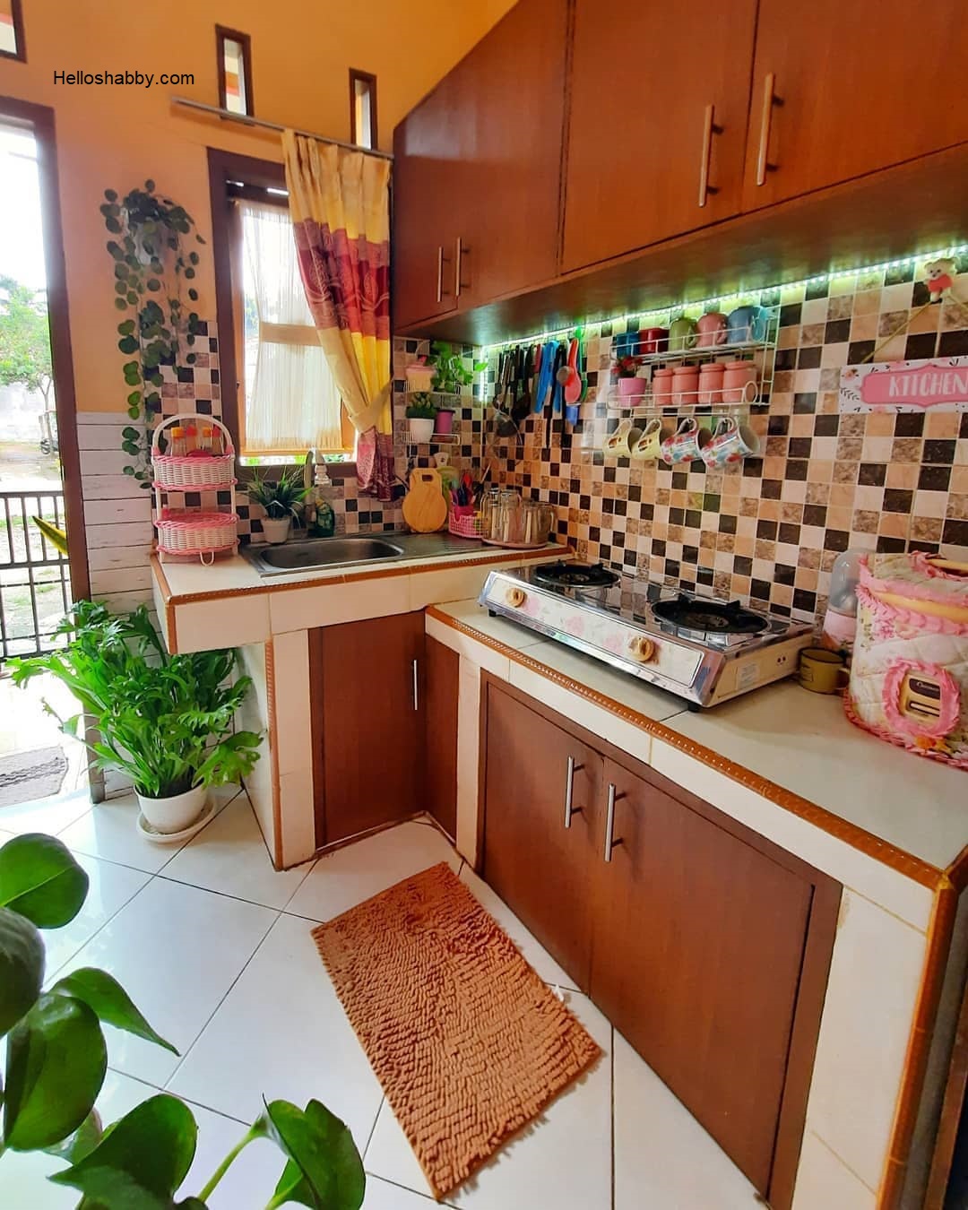 7 Desain Dapur View Taman Belakang yang Asri dan Menawan ~ HelloShabby ...