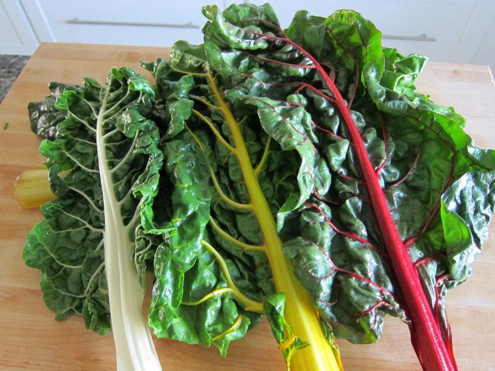MEAL MAVEN: Rainbow Chard - Bright Lights! Big Benefits!