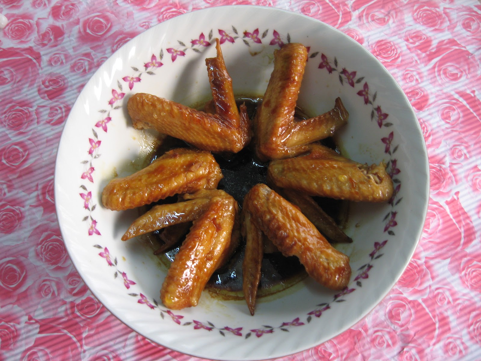 Sumptuous Flavours: Steamed Chicken Wings With Abalone & Oyster sauce 蚝油蒸翅膀