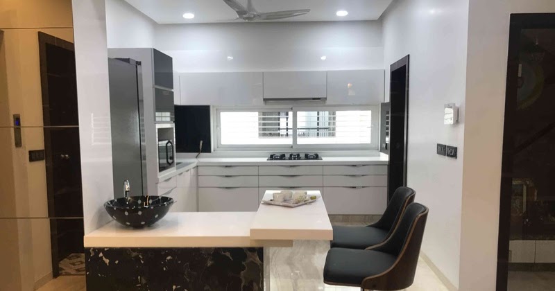 Sleek Modular Kitchen