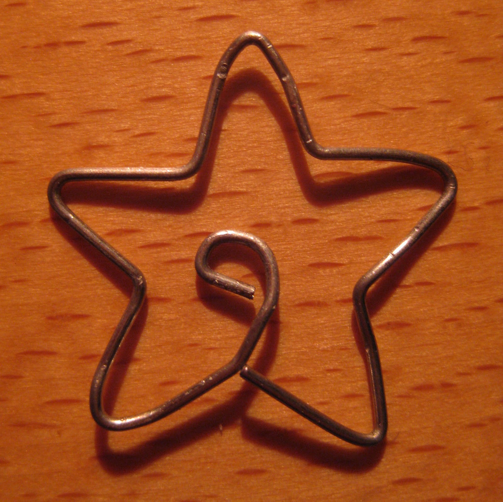 365 Days of Stargazing: 80. Paper Clip Star