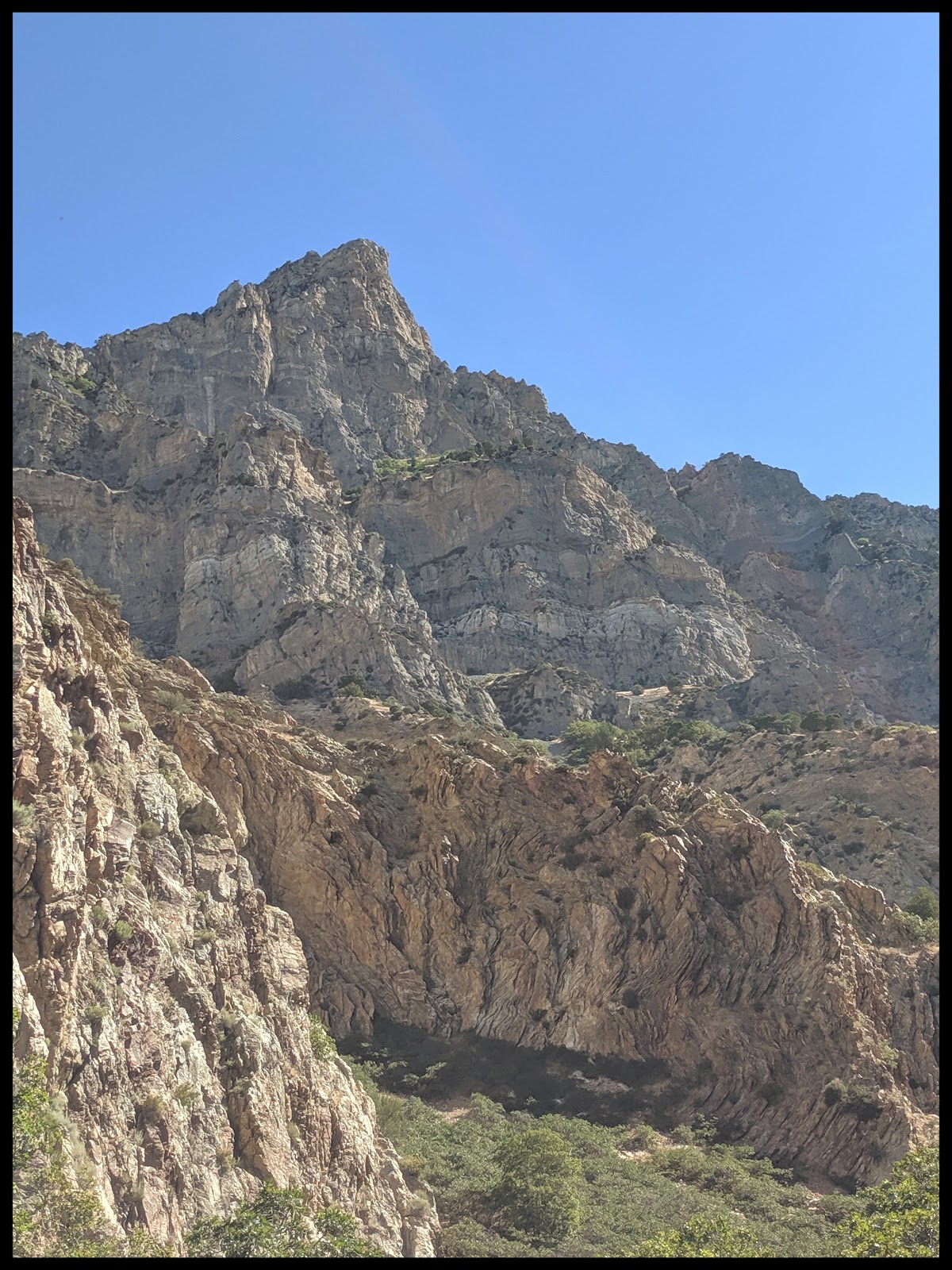 Rock Canyon Cave Provo Utah in 360 Degrees
