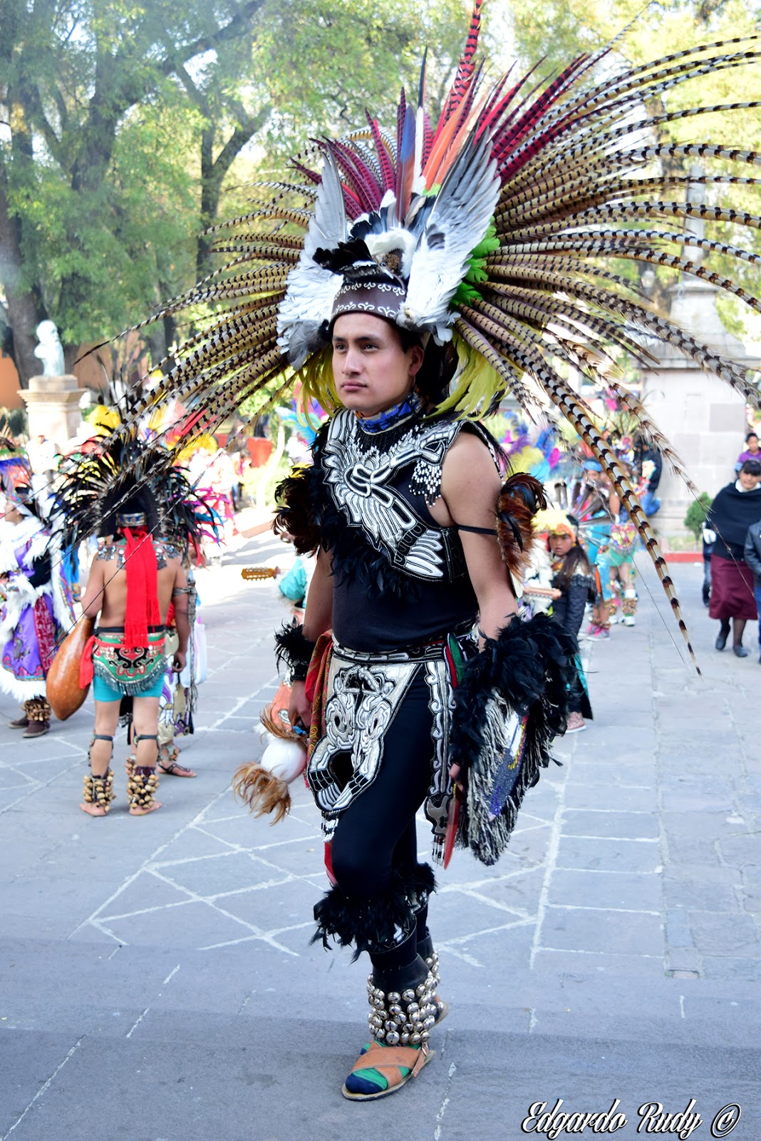 Folclore México: Danza de los concheros (paso de camino) - Estado de Mexico