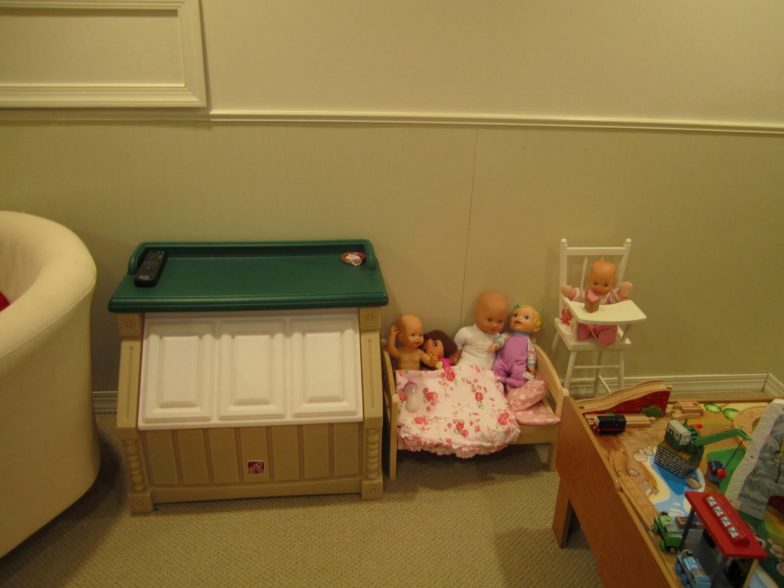Swoon Style and Home: Toy Story-age (er ... storage): My Basement Playroom