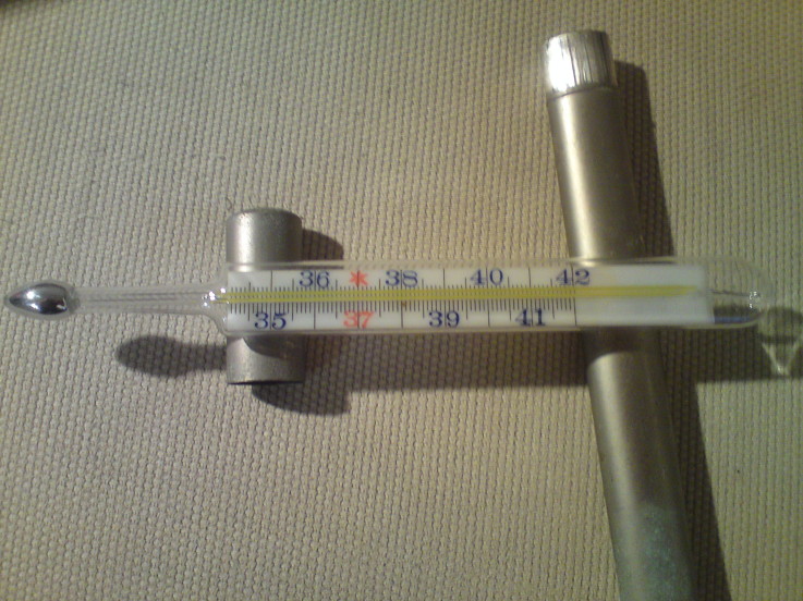 Tentang Kesehatan: Cara Menggunakan dan Pengukuran Suhu Tubuh Melalui ...