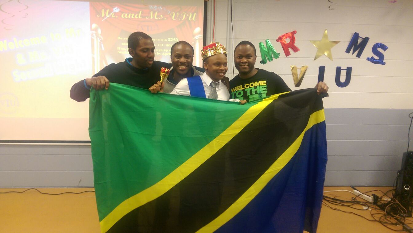 FRANK LYIMO APEPERUSHA BENDERA YA TANZANIA MAREKANI, ASHINDA MR ...