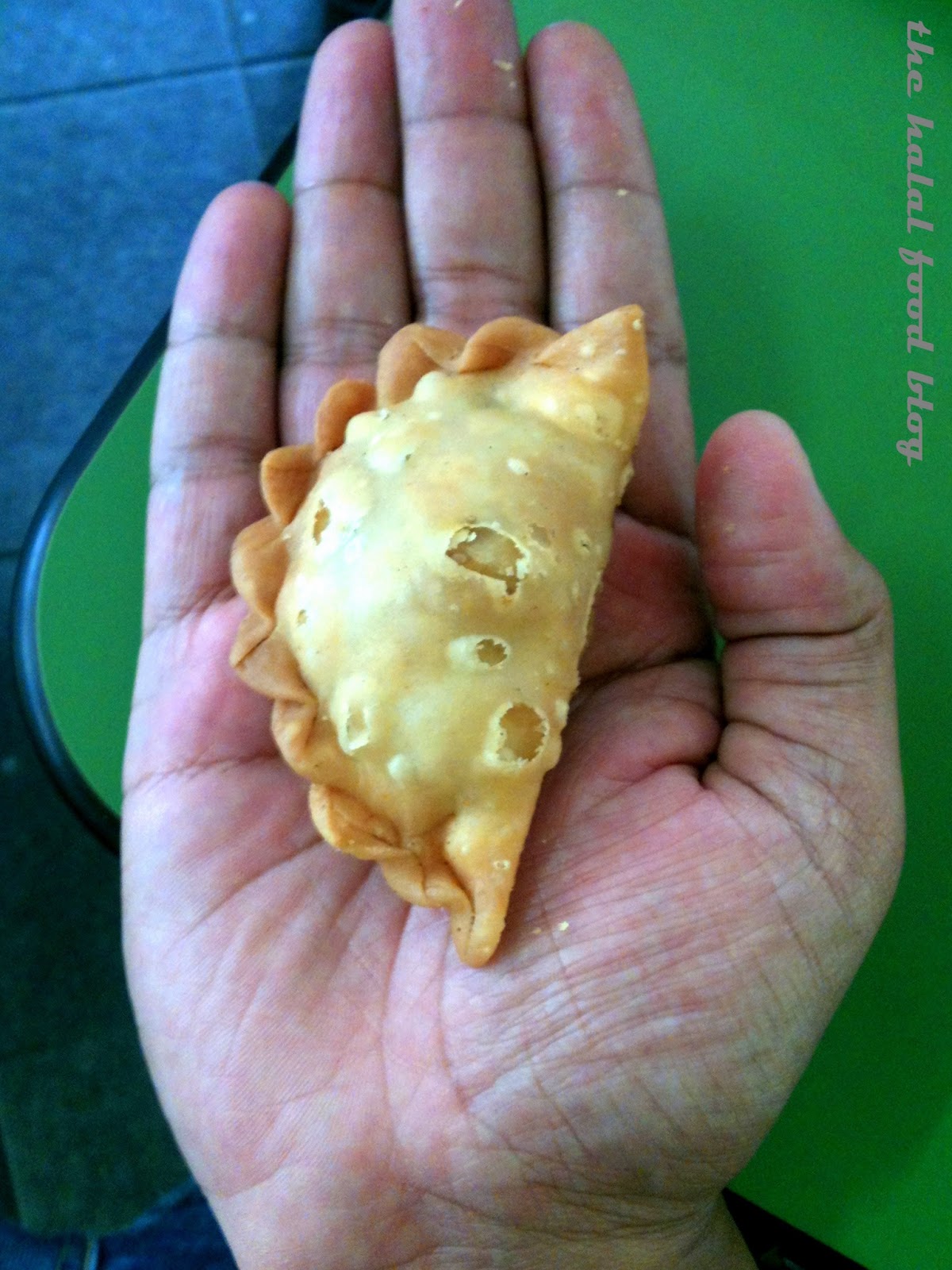 The Halal Food Blog: Epok Epok Central